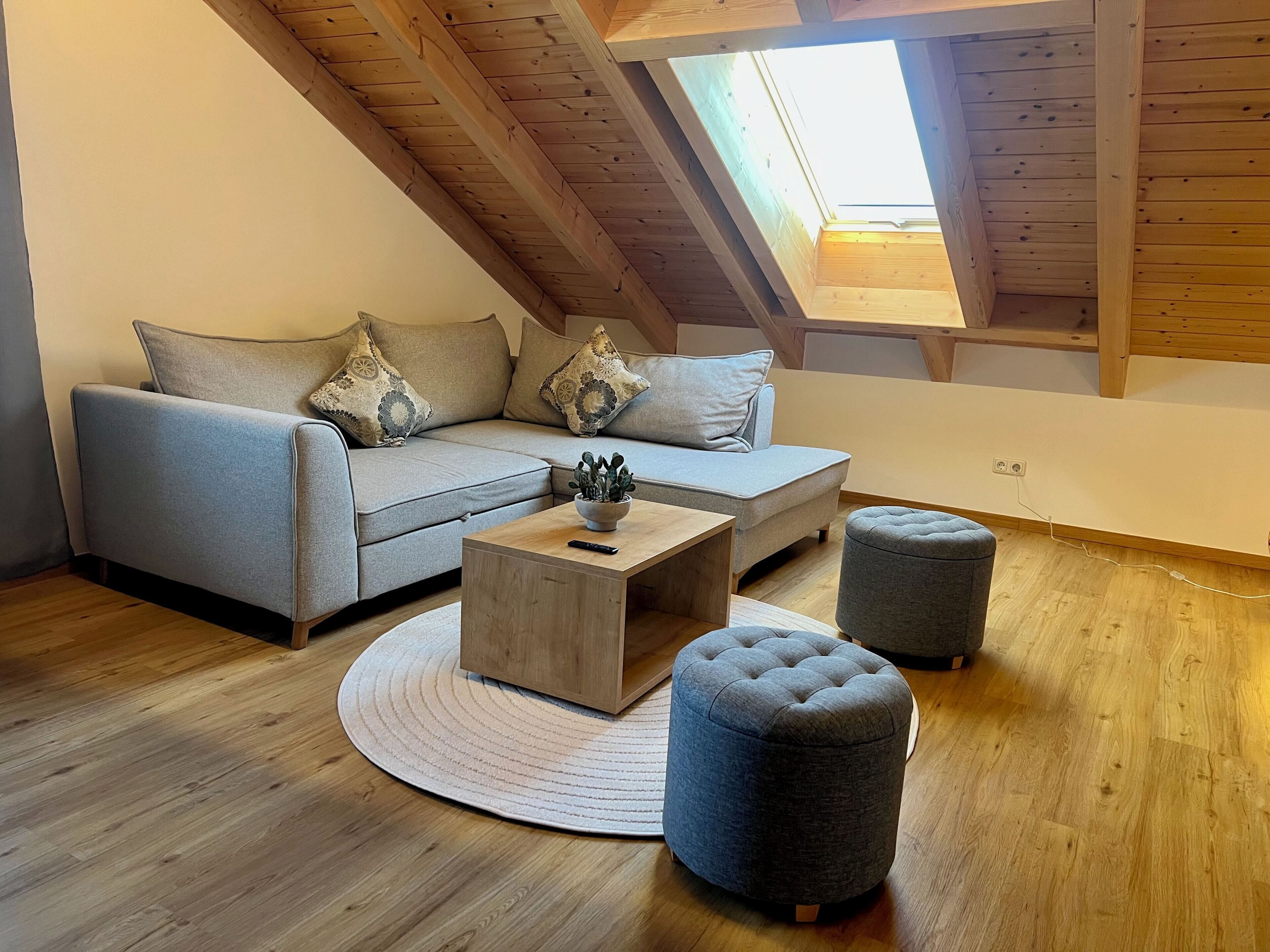 Exclusive Top Floor Apartment (80sqm) With Two Bedrooms - Regensburg