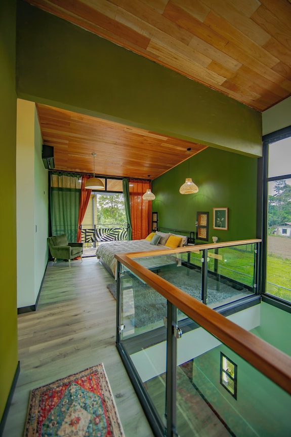 Casa Esmeralda -5min To La Fortuna, King Beds, Bbq & Pool, Parking On Property - La Fortuna