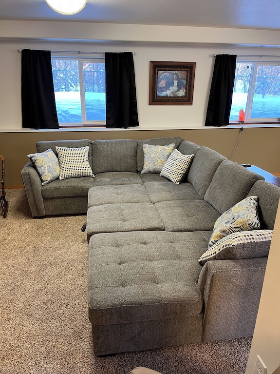 Private 5-bed/2.5-bath Home W/ Full Kitchen, Steam Sauna, Wi-fi, And Laundry - Palmer, AK