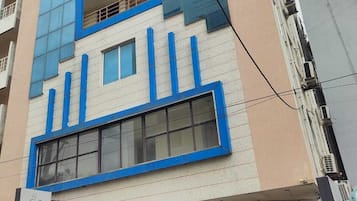 Fachada da propriedade