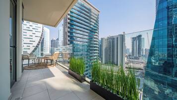 Apartamento, varanda, Vista para a cidade | Vista do quarto