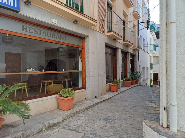 Hostal Sol Y Sombra - Costa Brava