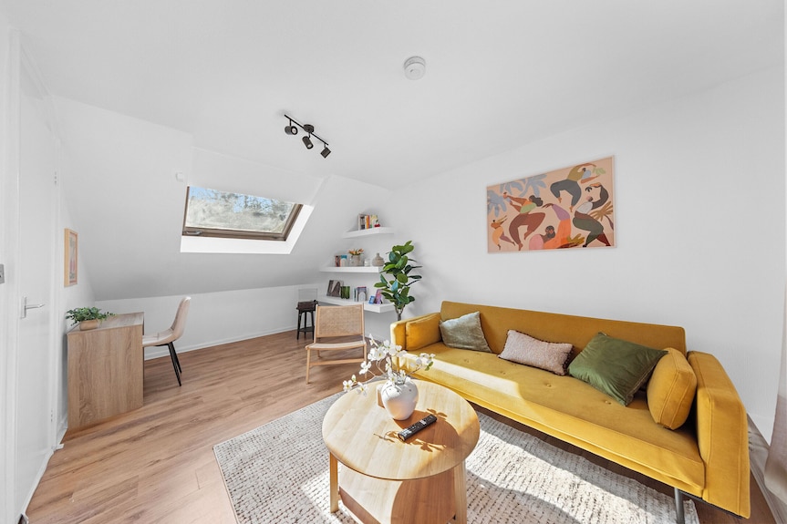 Stylish Nunhead Flat With Private Balcony - 런던