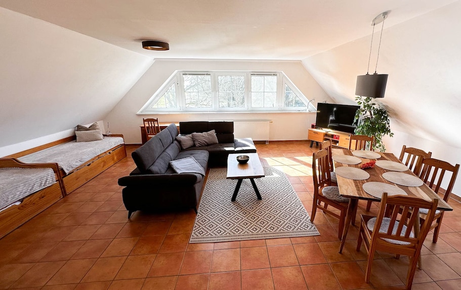 Inviting Vacation Apartment For Families In Dranske With Terrace And Garden - Hiddensee