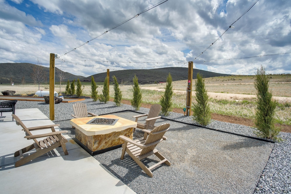 3 Mi To Bear Lake: Home W/ Hot Tub & Huge Patio! - Garden, UT