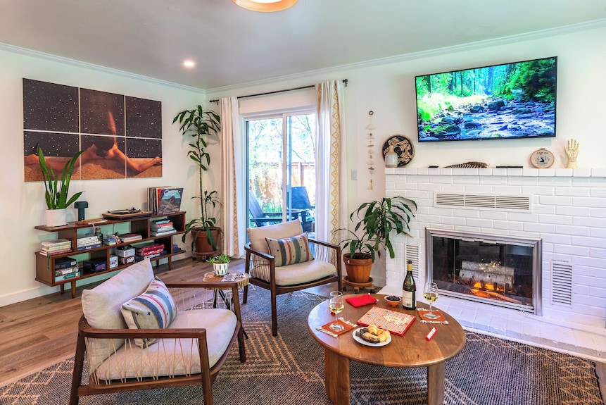 Russianriverbungalow~fun, Sun & Happy Vibes! New Redwoodescape!pup/walk2river - 몬테 리오