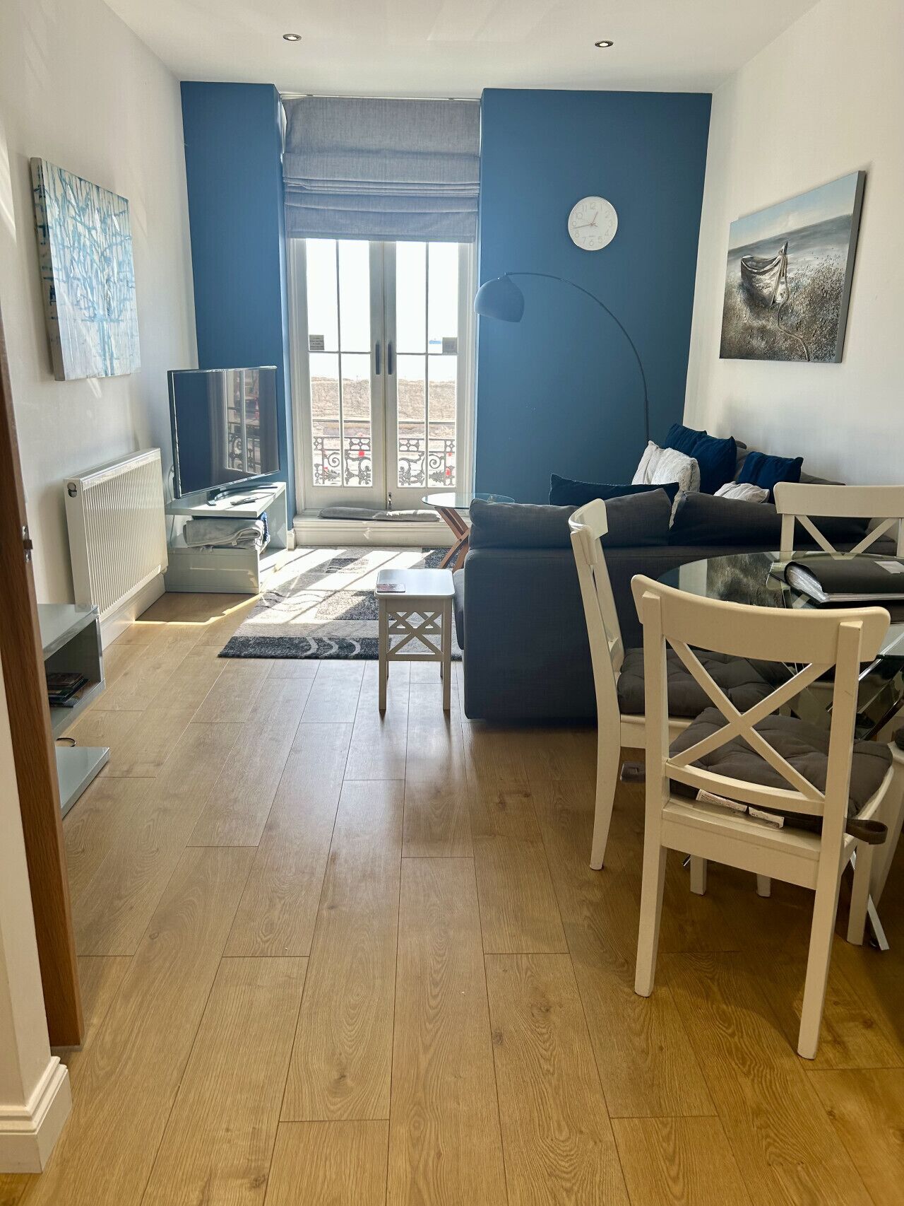 Beach From The Balcony - Ensuite And Private Parking - Portsmouth