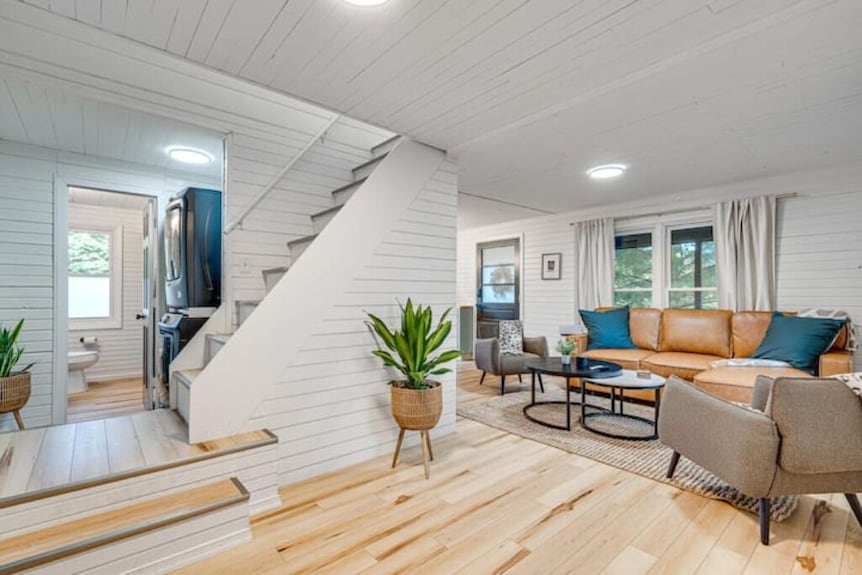 Tuck's Starry Night Cabin, Hot Tub, Outdoor Movies - Shenandoah, VA