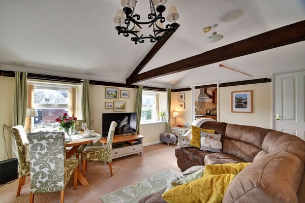 Cottage In Hawes Near Yorkshire Dales Trails - Hawes