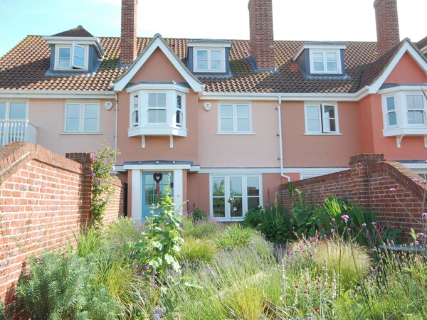 Sea Crest - Aldeburgh
