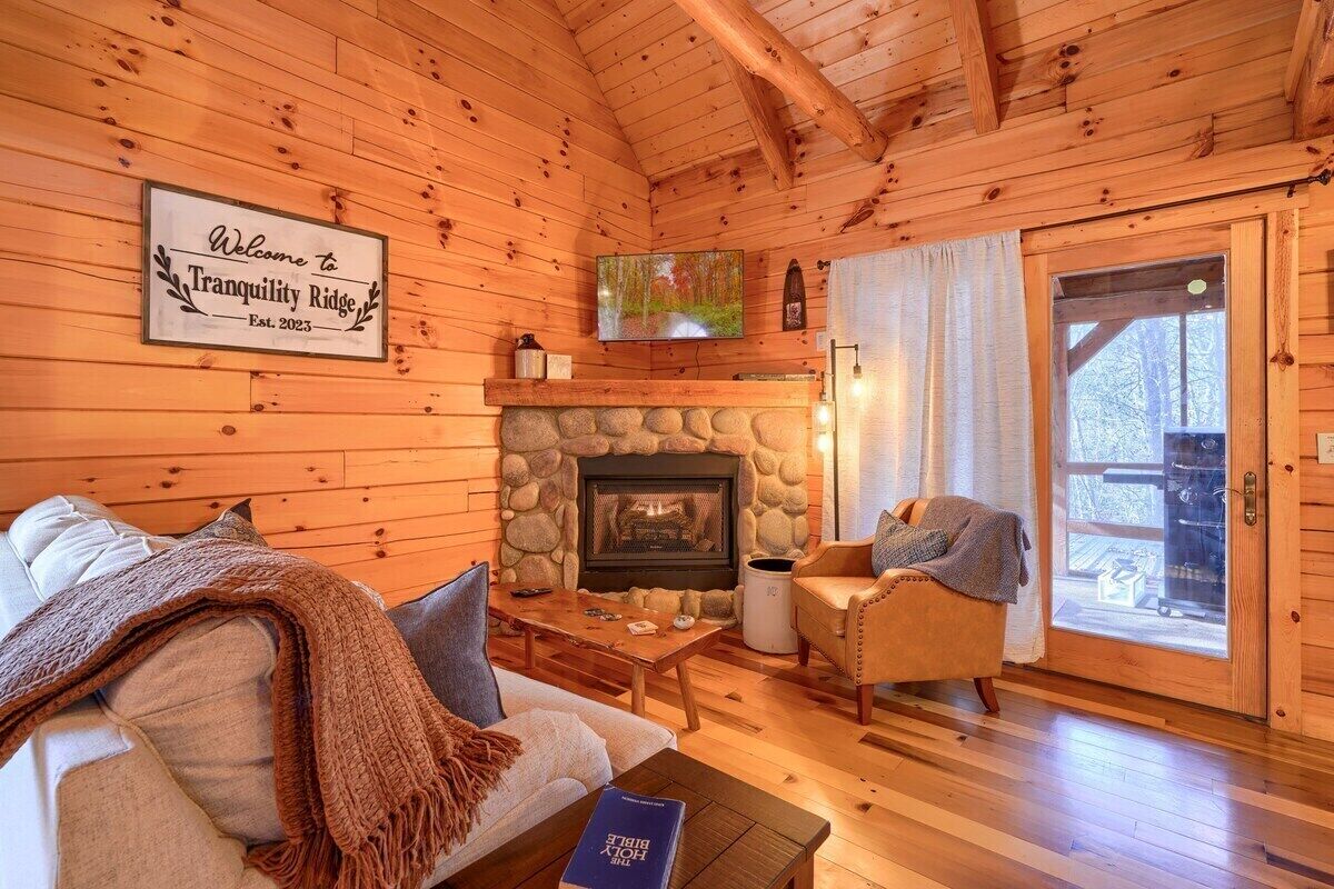 Tranquility Ridge | Hocking Hills, 5 Acres, Pets - Ohio (State)