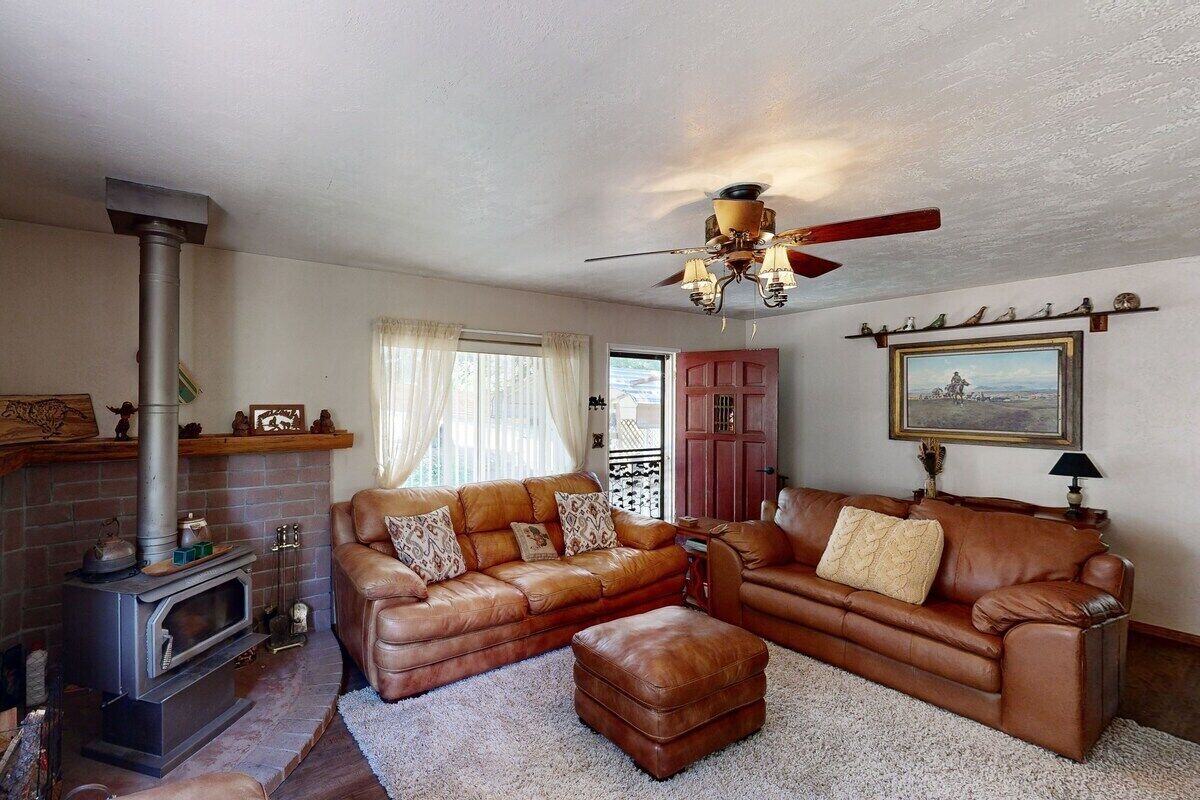 Spacious Home In Sequoia National Forest - California Hot Springs, CA