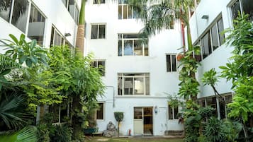 Quarto casal luxo, vista para a cidade | Vista para o jardim