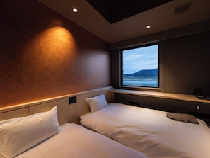 Quarto duplo conforto, vista para o rio | 1 quarto, cofres nos quartos, escrivaninha, Wi-Fi de cortesia
