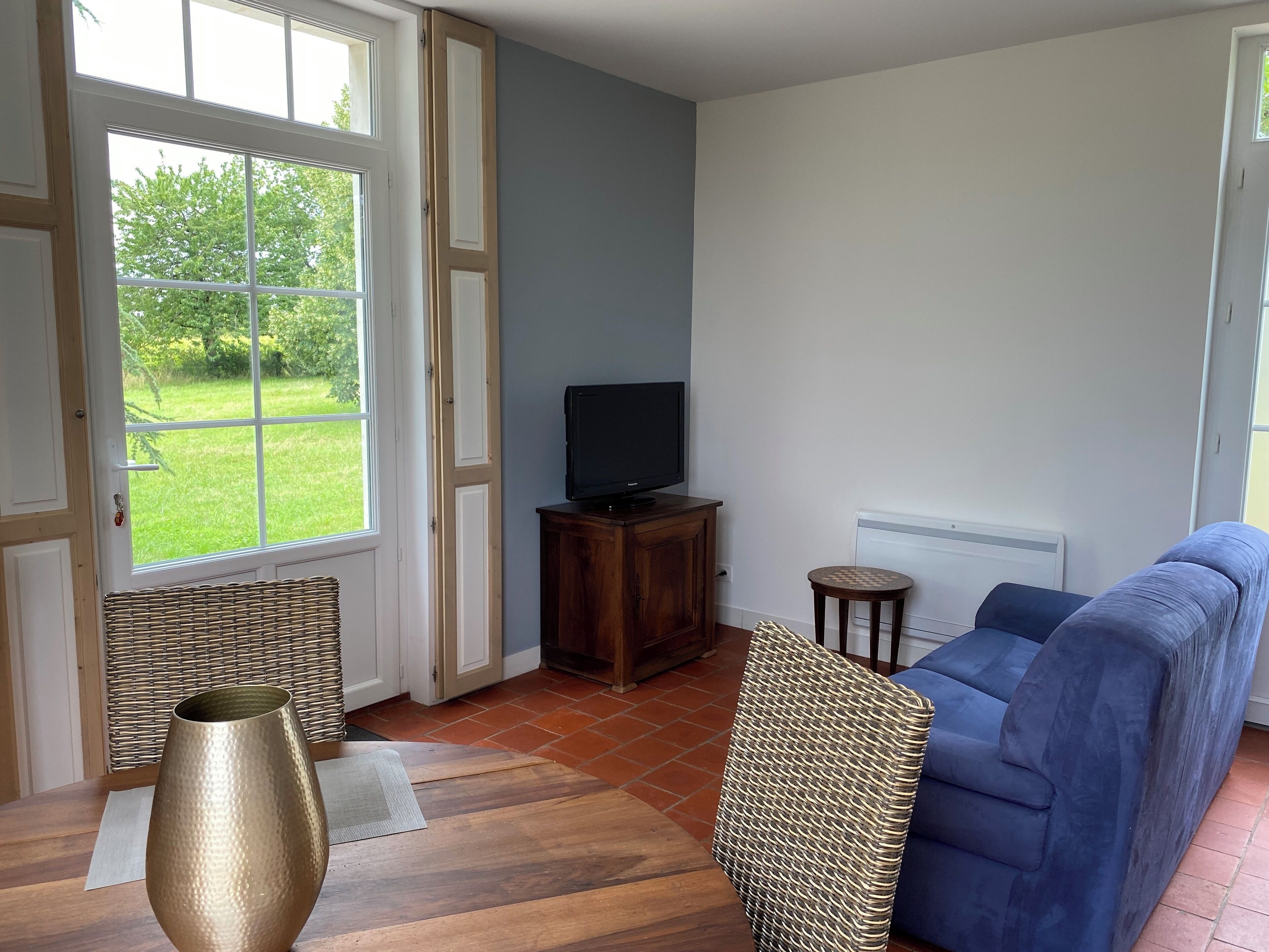 Petite Maison Du Xixème Au Milieu Des Vignes , Domaine Viticole De Rochambeau - Trélazé