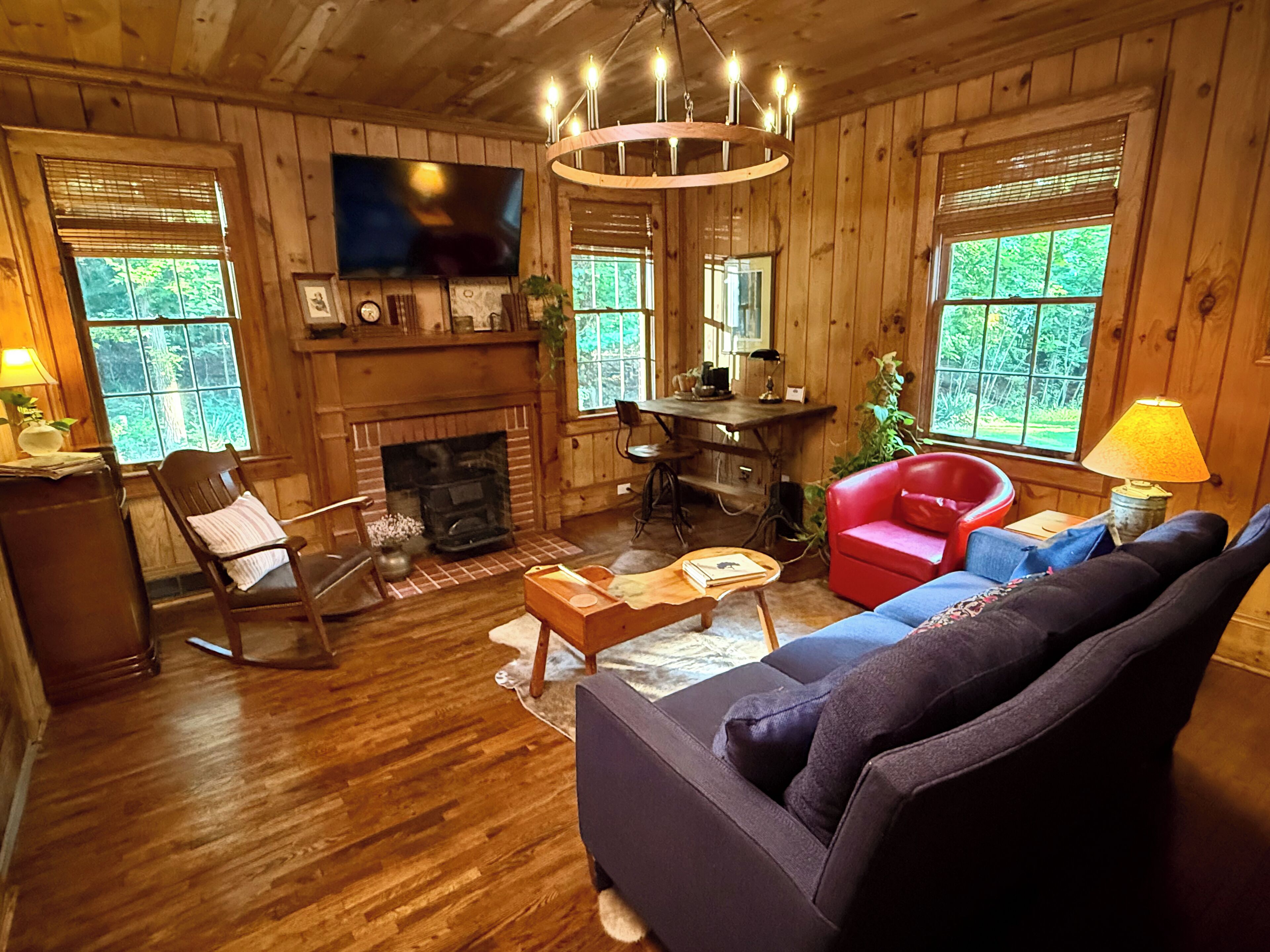 Charming 1930's English Cottage With Historic Ambiance On Three Private Acres - Fort Mill, SC
