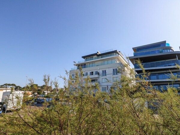 Flat 7 Sand Acres - Poole