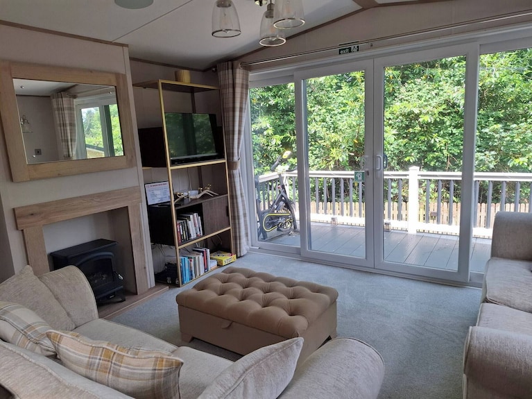 Fir Tree - 2 Bedrooms Sleeps 5 - 배틀