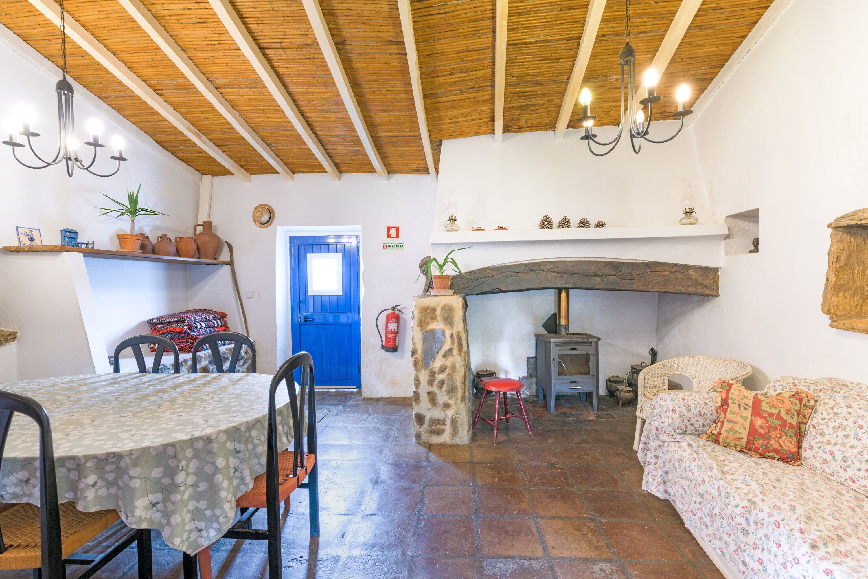 Vacation Home Sesmarias Dos Nobres With Private Pool , Terrace Bar And Lakes - Grândola