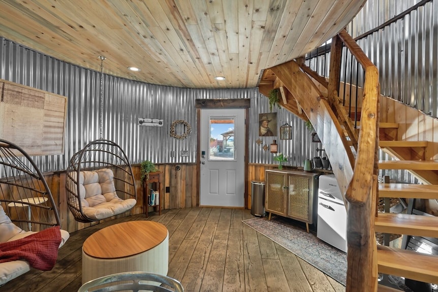 Southwest Silo Stay- 1 Bedroom Near Zion & Bryce - Arizona