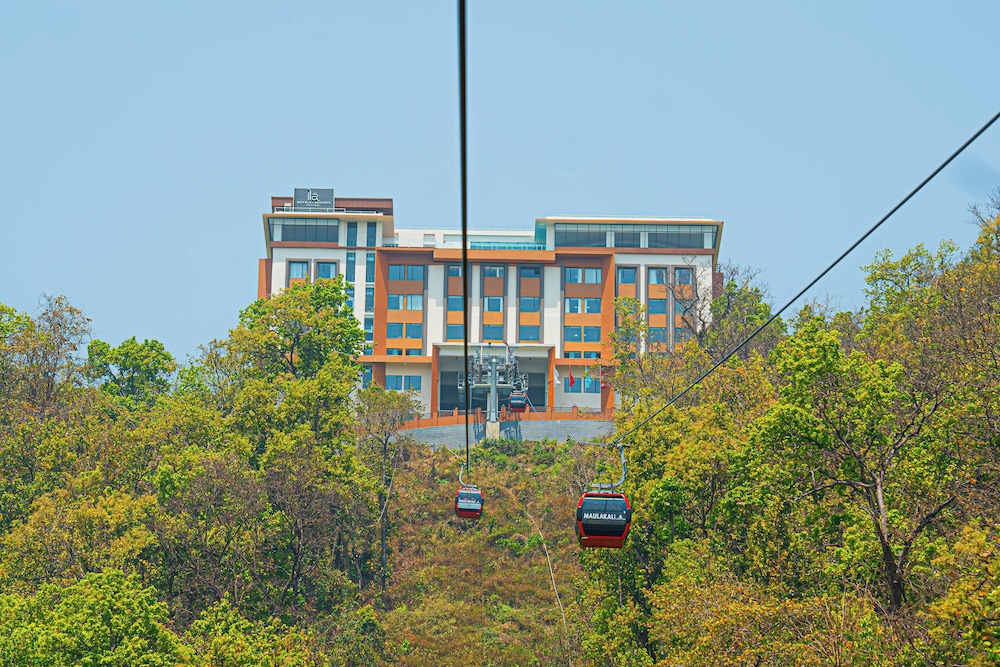 Ila Resort Maulakali - Tibet
