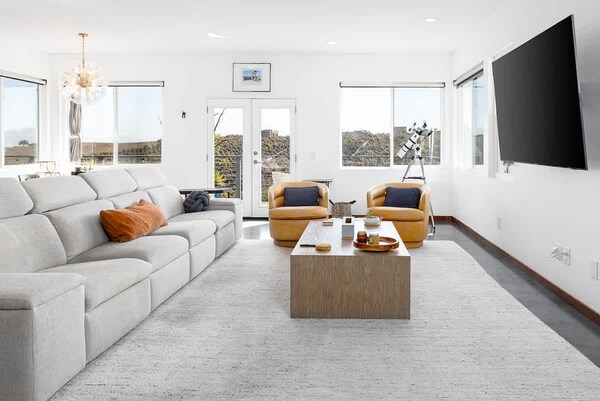 Large Home With Sauna - Vista, CA