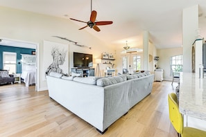 Casa (2 Bedrooms) | Interior