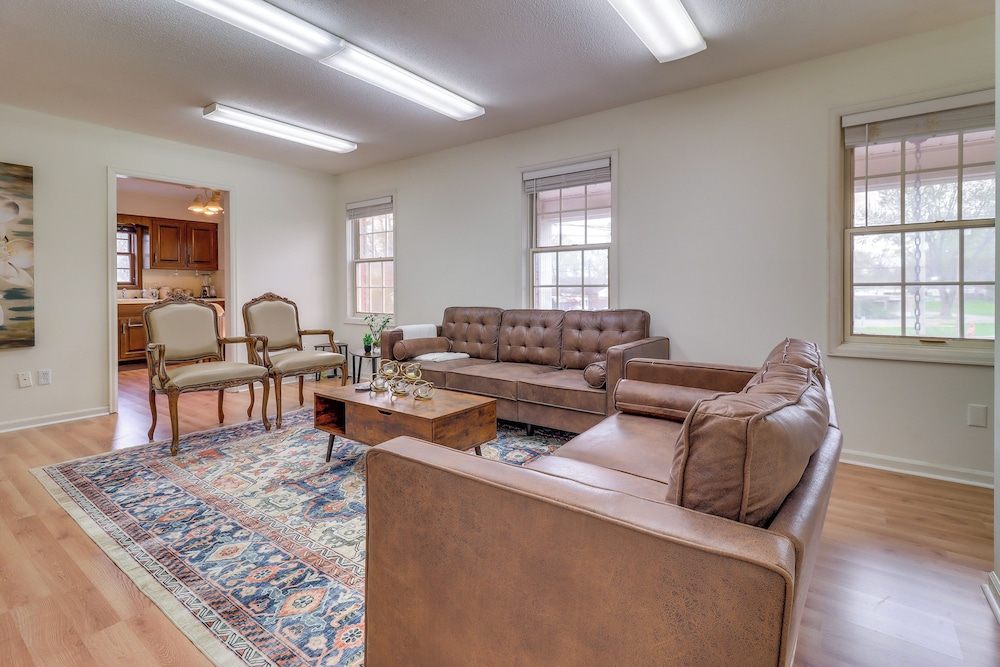 7 Mi To Downtown Toledo & Riverfront: Cozy Apt! - 托利多
