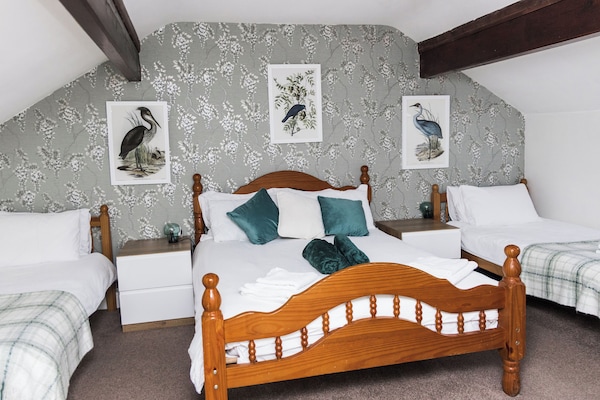 Denecrest Guest House - Windermere