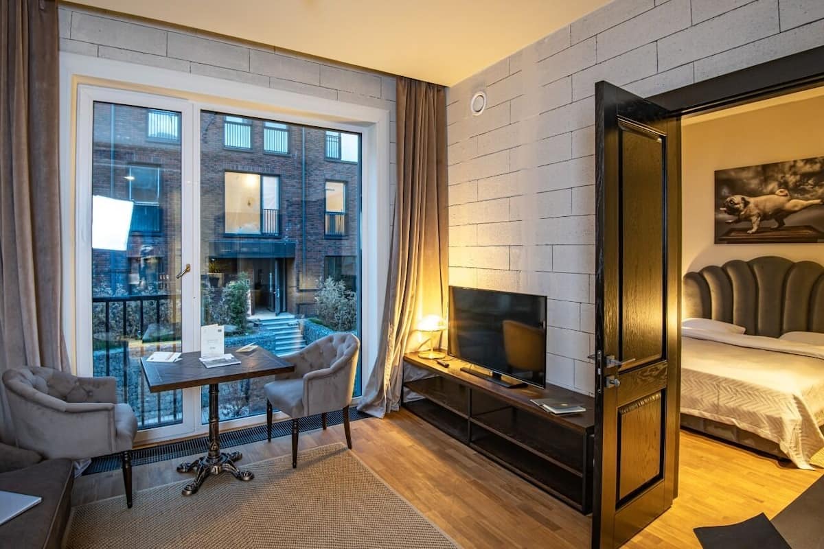 Apartamento júnior | 1 quarto, escrivaninha, Wi-Fi de cortesia