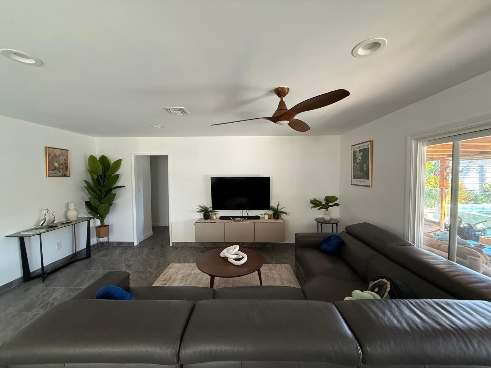 4bds W/tropical Outdoor Pool & Spa - Los Angeles