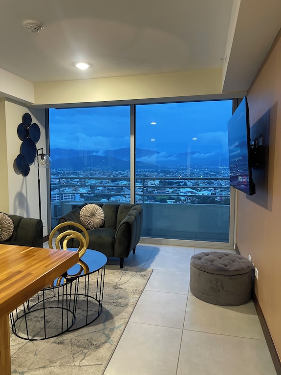 Charming 1-bedroom Apartment In San José With Fitness Room, Wifi - San José