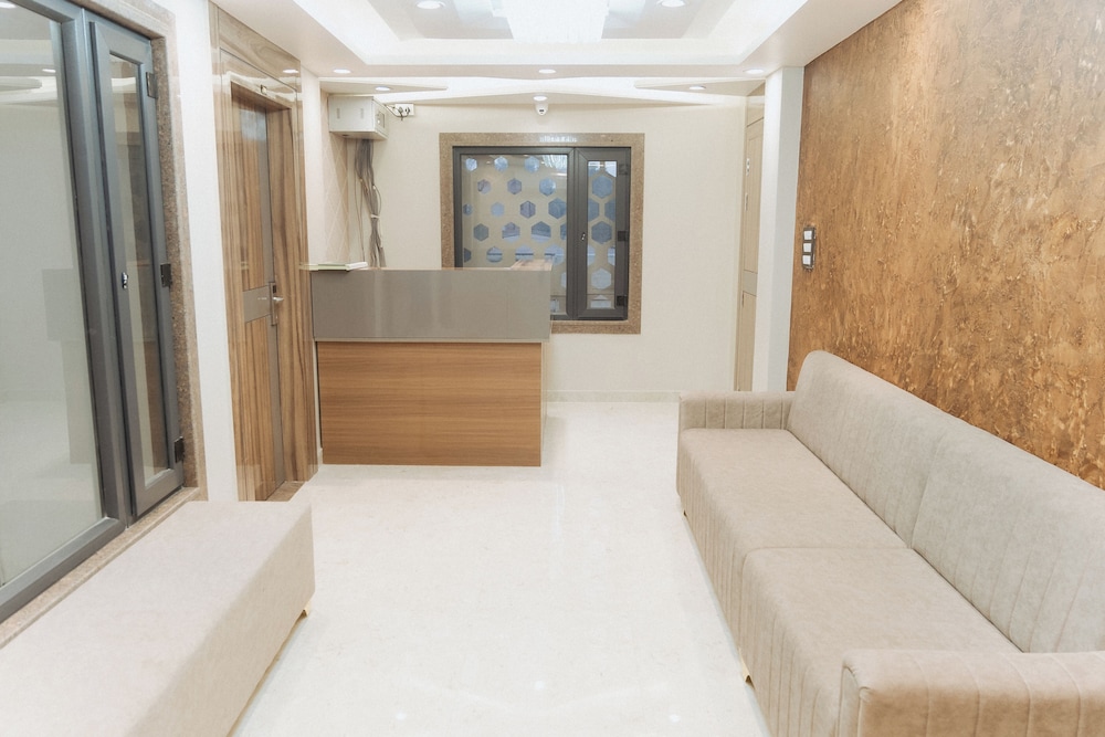 Hotel Star Delight - Prayagraj