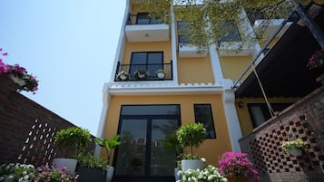 Fachada da propriedade