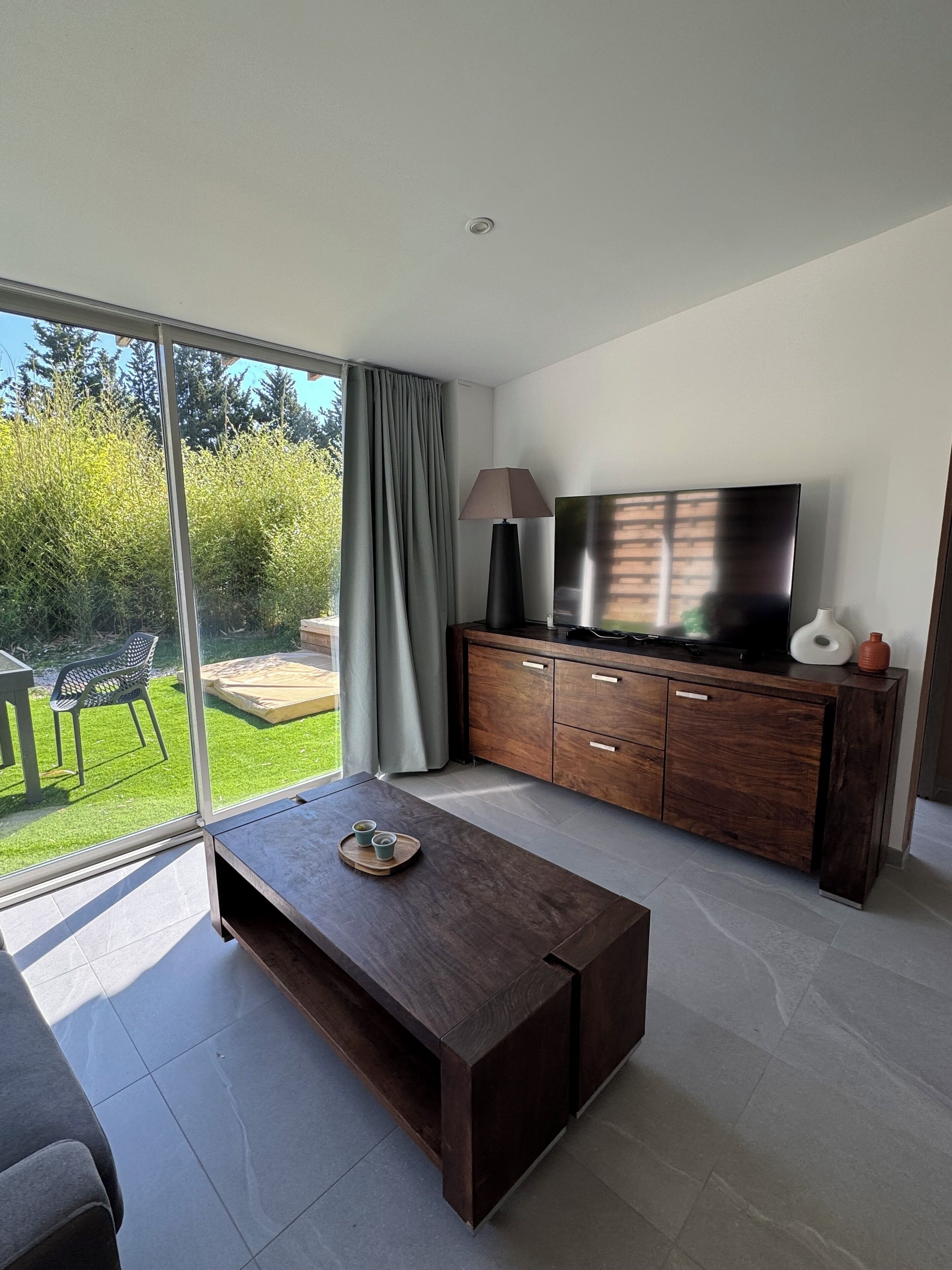 Appart Lumineux Avec Grande Terrasse & Jacuzzi - Lattes