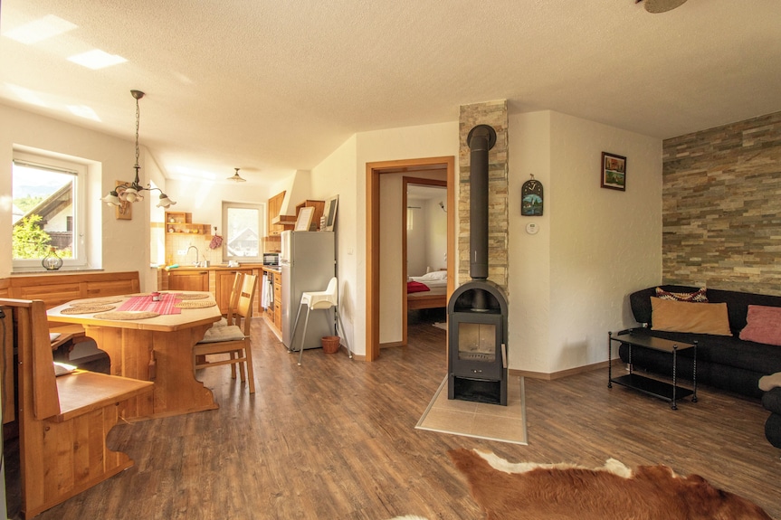 Bohinj - Bee Apartment With A A Balcony, Close To The River - Eslovênia
