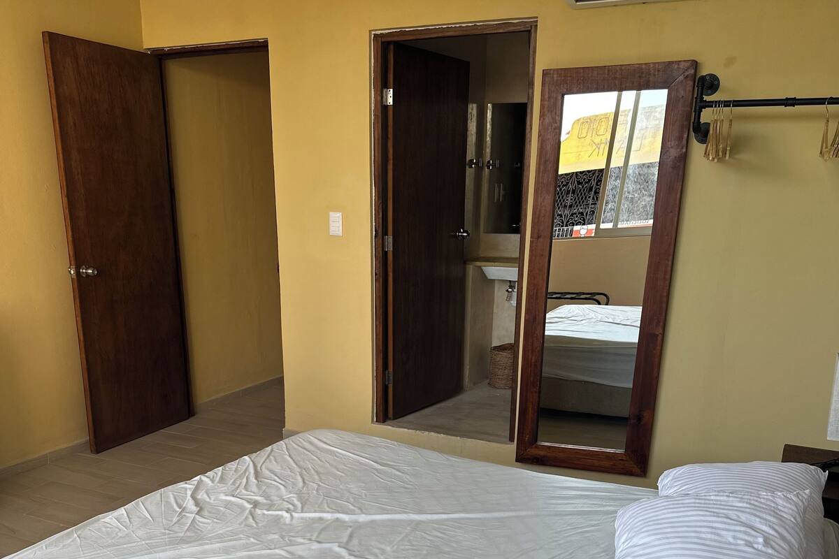 1 quarto, minibar, Wi-fi grátis, roupa de cama fornecida