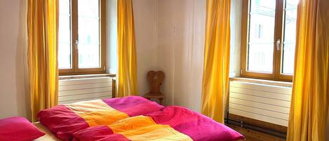 Quarto Twin | Wi-fi grátis, roupa de cama fornecida