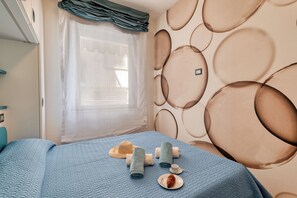 Apartamento Familiar, vários quartos, 2 casas de banho (Front Beach Magic Sea - Sea Front) | 2 quartos, roupa de cama fornecida 