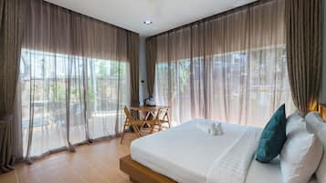 Bungalow Familiar, 2 quartos, vista para a piscina | 2 quartos, cofre no quarto, quartos insonorizados, Wi-fi grátis