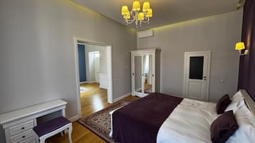 Apartamento, Vista para a cidade | 1 quarto, minibar, quartos insonorizados, Wi-fi grátis