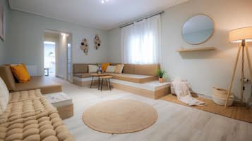 Casa, 2 quartos, vista para o jardim | Área de estar | TV de tela plana