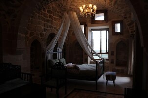 Quarto casal luxo | Escrivaninha