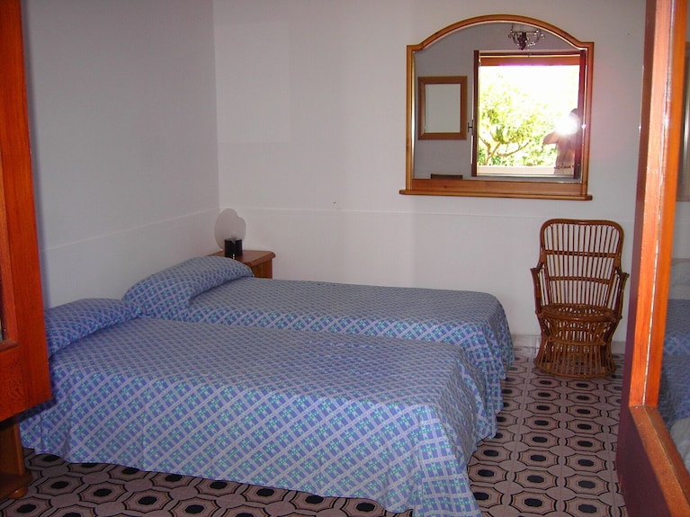 Vacation In Lipari In Furnished Villa Panoramic And Quiet Area. - Lipari