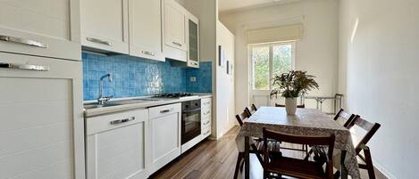 Casa, para fumantes | 3 quartos