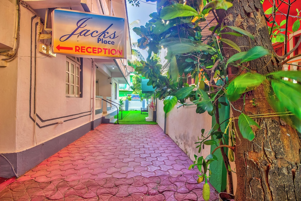 Jacks Calangute Place - Goa