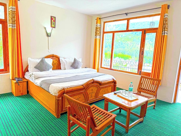 Hotel Alpine Himalayan View  Manali - Manali