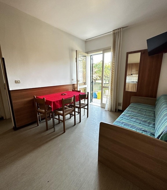 Residence Michelangelo Two-room Apartment B4* 1st Floor For 4 Persons - Bibione Pineda