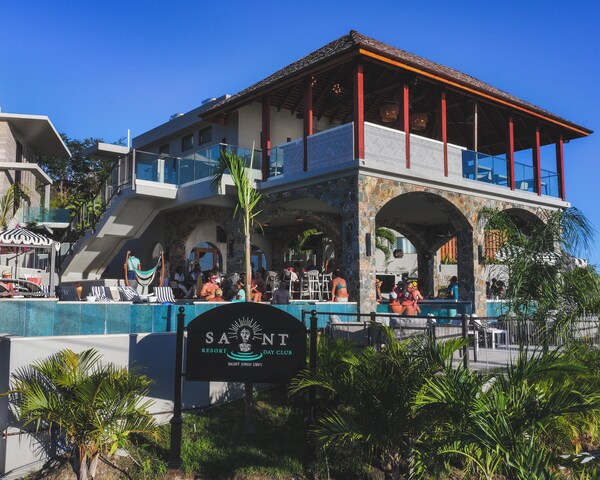 The Saint Resort - Saint Thomas
