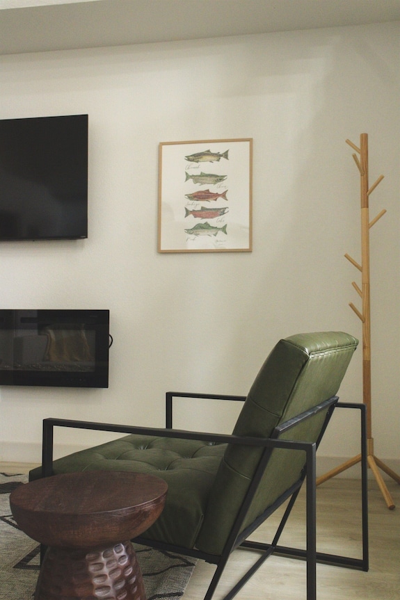 Lakefront Cottage With Sauna- #4 Sockeye - Alaska